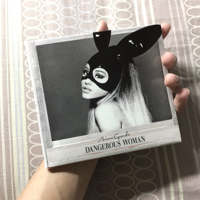 Jual Album Import - ARIANA GRANDE - DANGEROUS WOMAN DELUXE EDITION ...