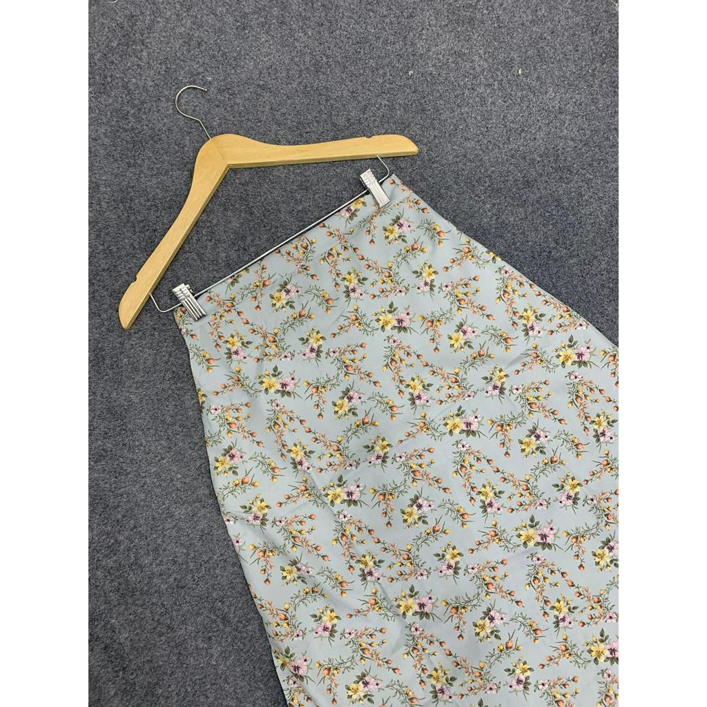 Jual FLORA ROK KOREAN STYLE/ROK MOTIF BUNGA BUNGA KECIL / ROK A LINE ...