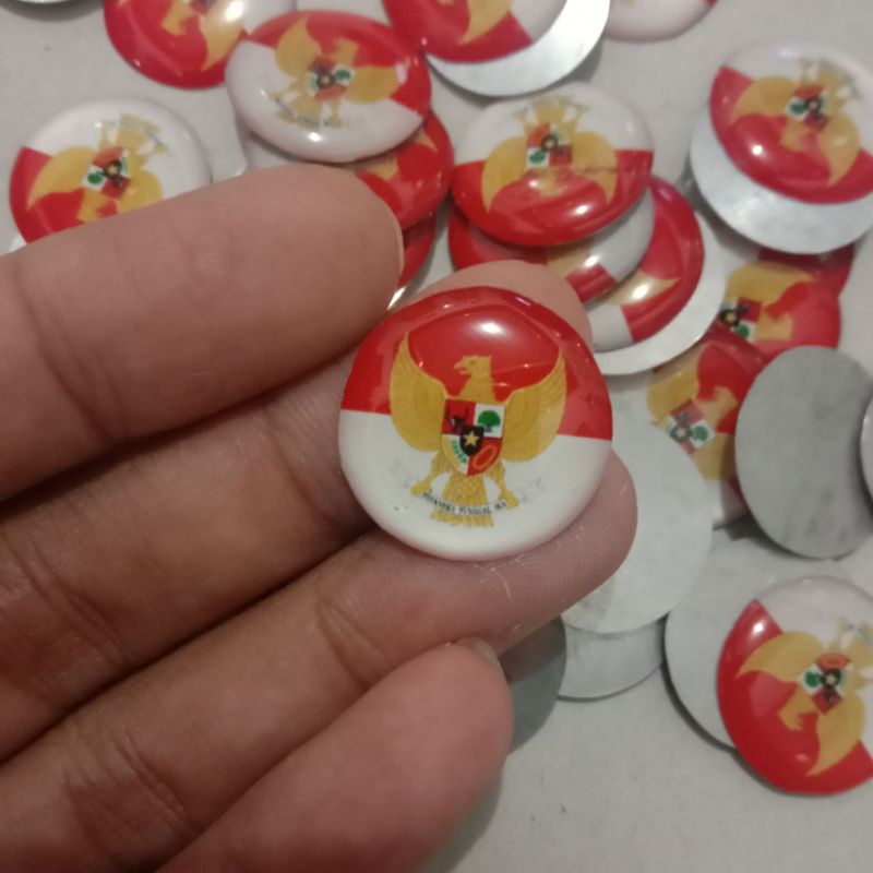Jual Pin resin Logo garuda merah putih | Shopee Indonesia