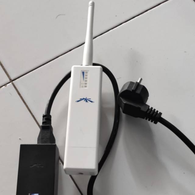 Jual Ubnt ubiquiti picostation 2hp high power 1000mw 2,4ghz acces point ...