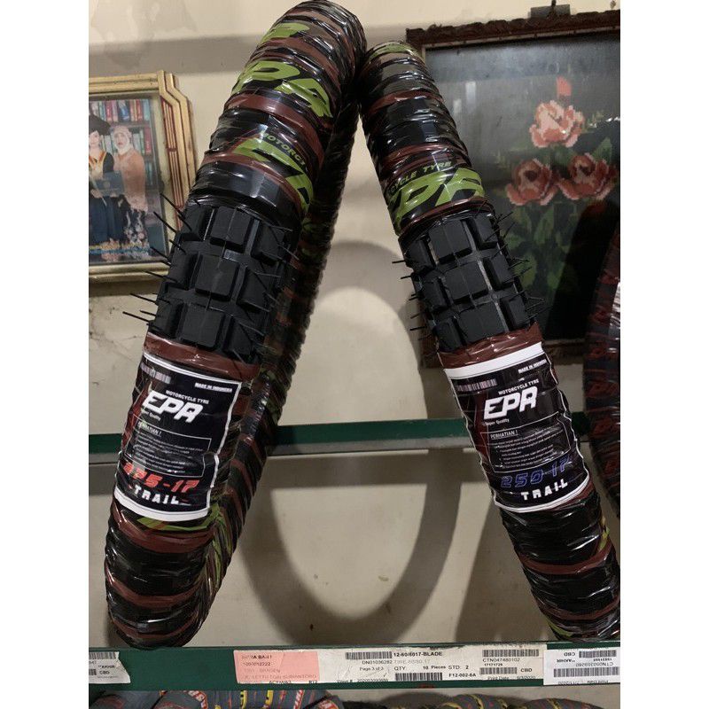 Jual ban motor ring 17 semi trail set depan belakang tidak tubeless 250 ...