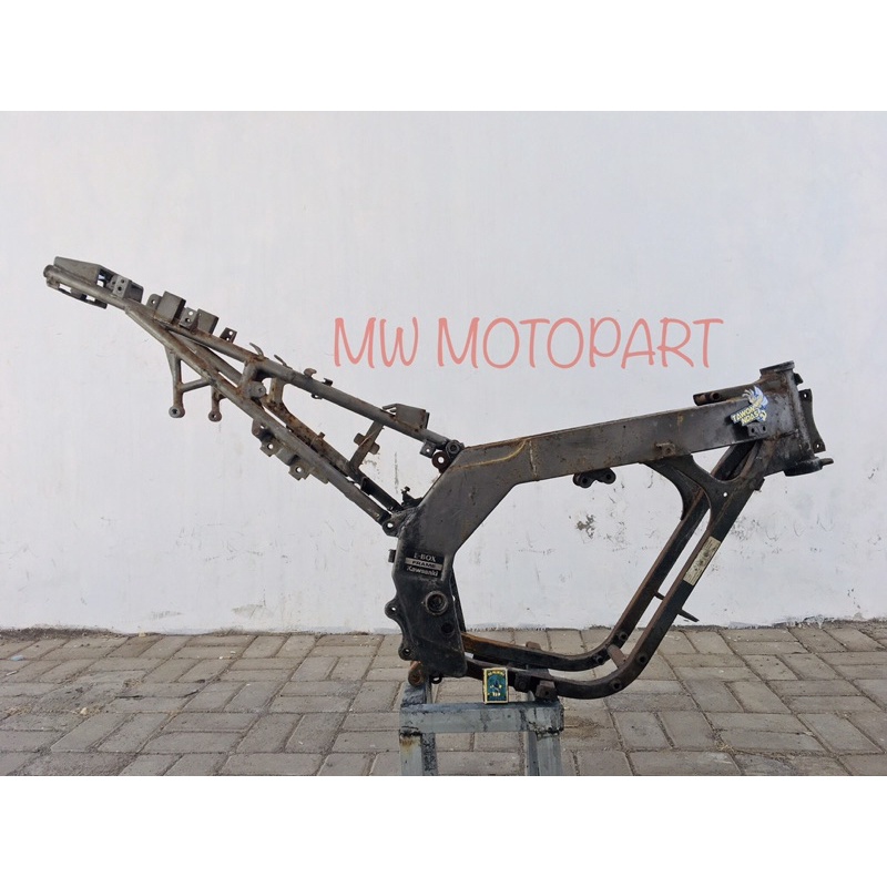 Jual rangka frame sasis chasis set mainframe subframe kawasaki serpico original | Shopee Indonesia