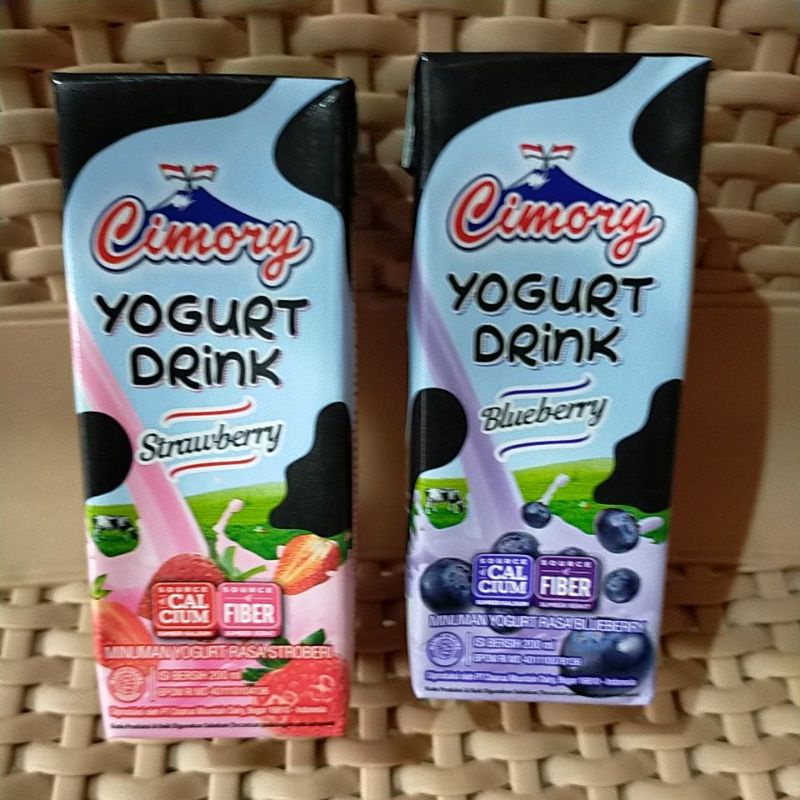 Jual Cimory Yogurt Drink Stoberi 125ml / 200 ml | Shopee Indonesia