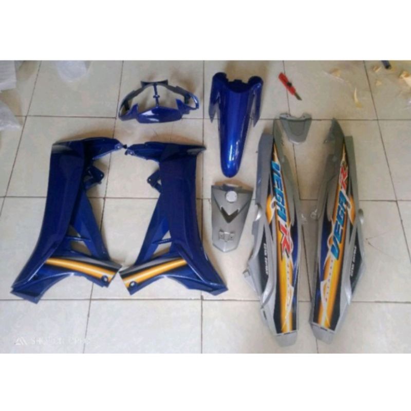 Jual cover body yamaha vega R new full halus silver biru plus strifing ...