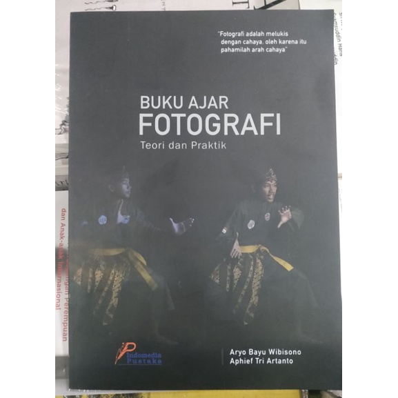 Jual Buku Ajar Fotografi Teori dan Praktek | Shopee Indonesia