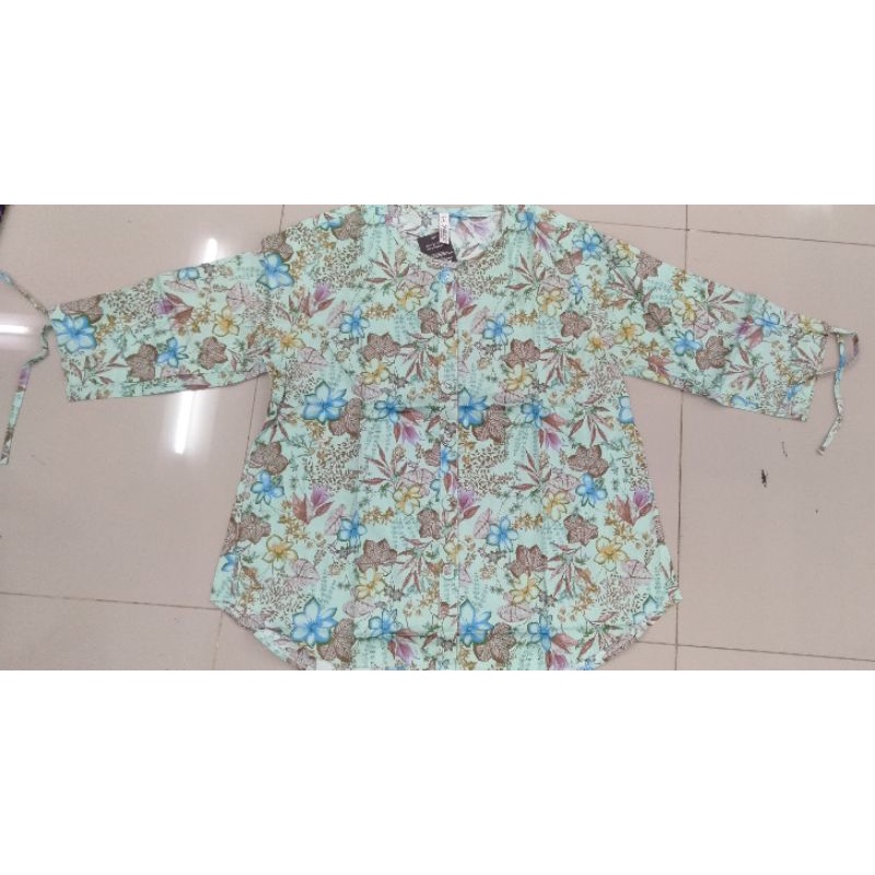Jual Blouse Motif kembang tangan serut || Metro Fashion baju grosir ...