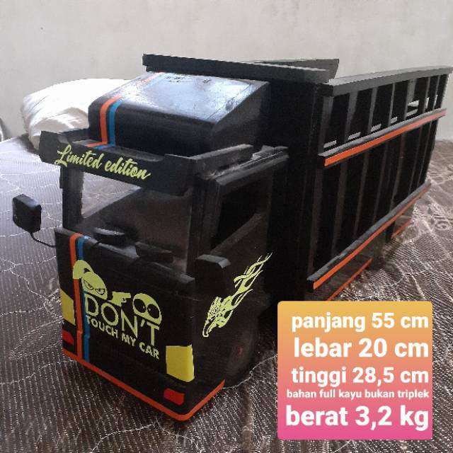 Jual Miniatur truk warna hitam Truk Adventure Heroine exp/ miniatur ...