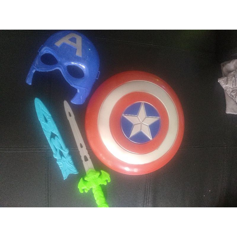 Jual paket mainan anak Topeng tameng pedang Captain america ekonomis ...
