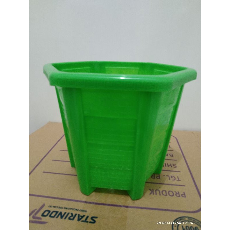 Jual Pot Legenda D 20 Segi Enam Hijau | Shopee Indonesia