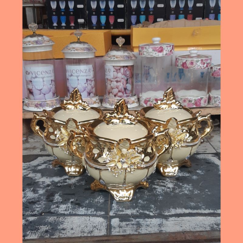 Jual Jual Pajangan Keramik Import/Jual Pajangan Lemari Kaca/Patung ...