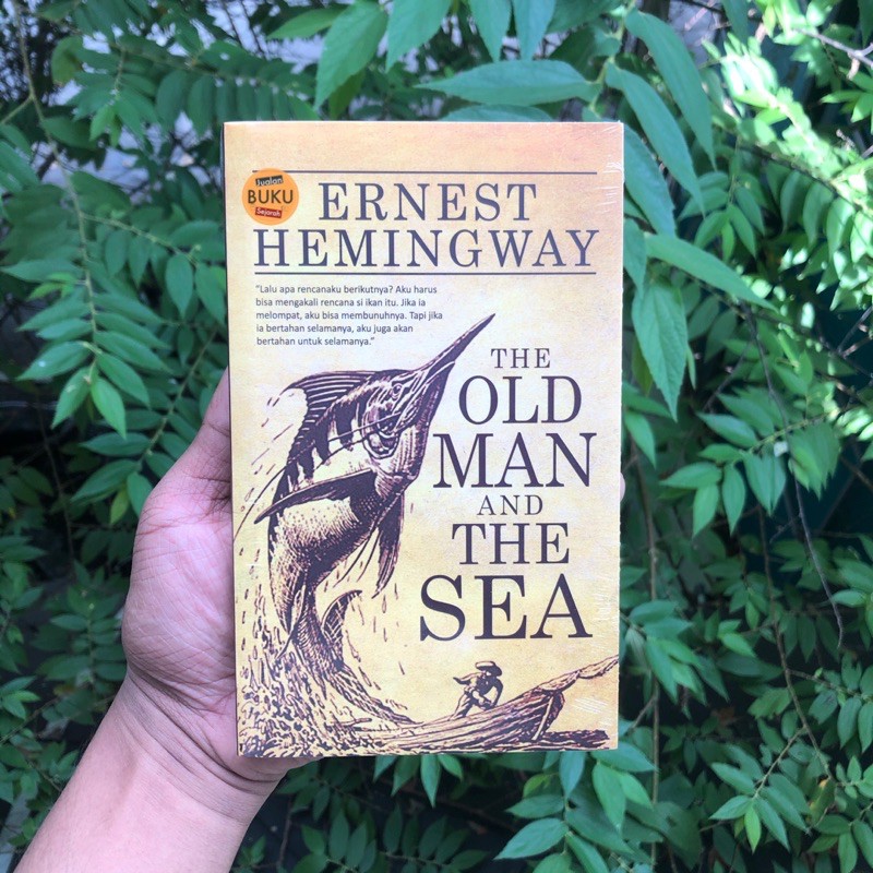 Jual THE OLD MAN AND THE SEA - ERNEST HEMINGWAY - LELAKI TUA DAN LAUT ...