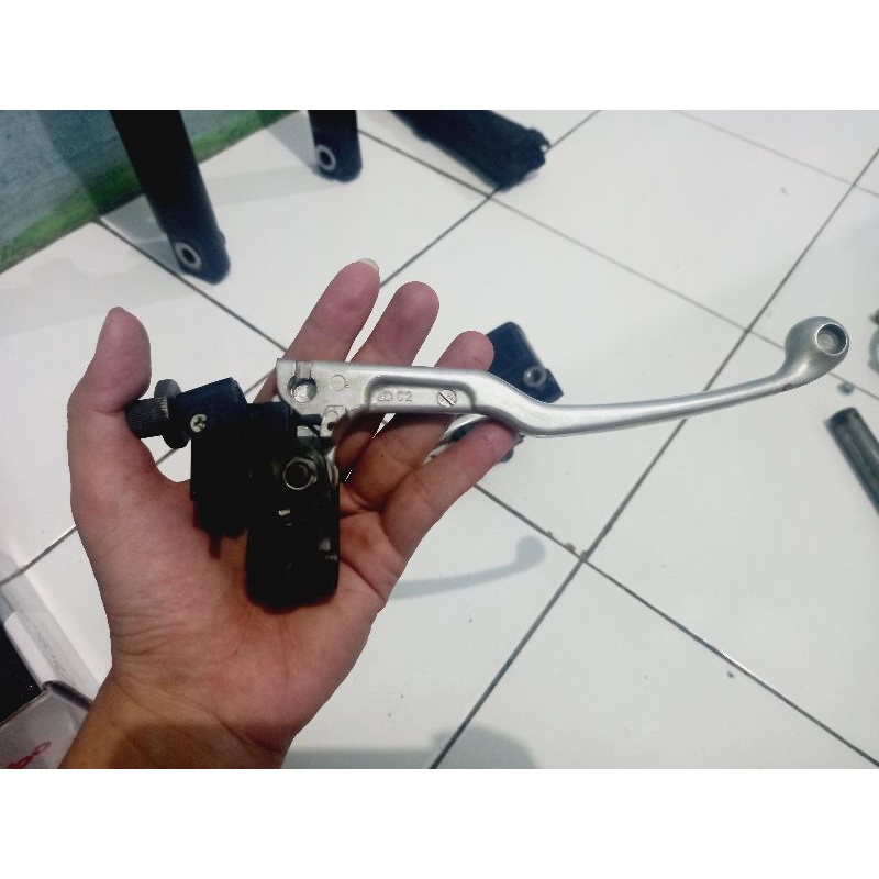 Jual master rem handle kopling R25 MT25 original | Shopee Indonesia