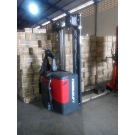 Jual Full Electric Stacker 2 Ton 5 meter / Stacker Elektrik 2 Ton 5 ...