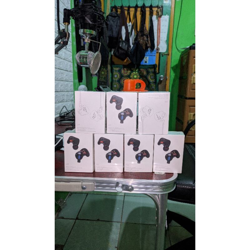 Jual KZ ZST & KZ ZS3 | Shopee Indonesia