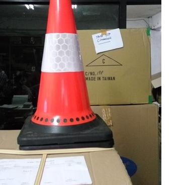 Jual Traffic cone,Rubber Kerucut 45cm,Cetak Logo,Pembatas Jalan,Safety Cone,Parkir,Mall,Gudang ...