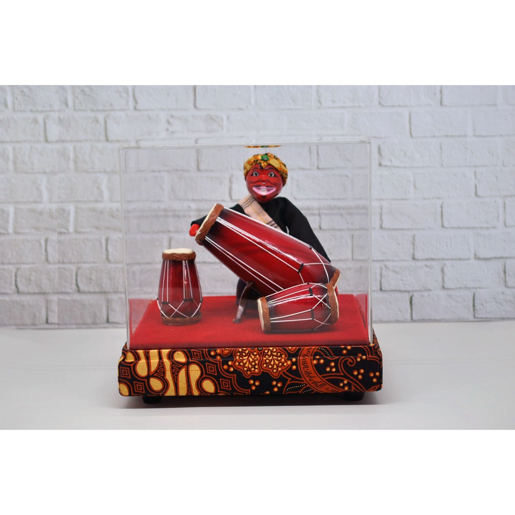 Jual Souvenir Khas Jawa Barat Miniatur Cepot Main Kendang | Shopee ...