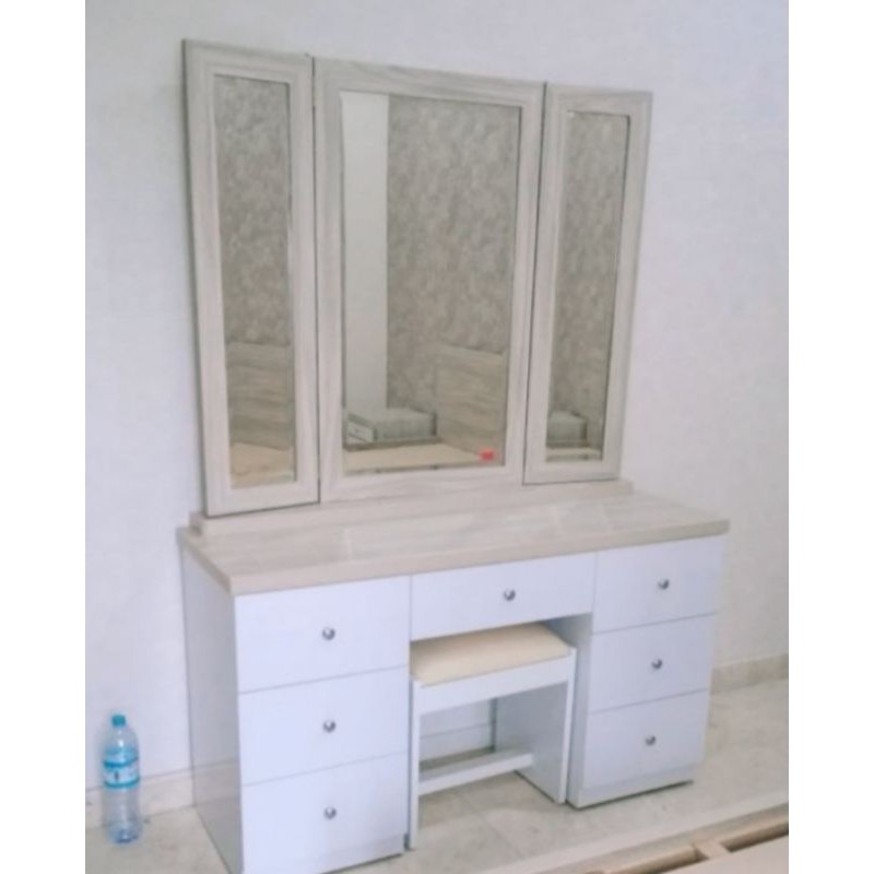 Jual meja rias minimalis/lemari kaca/meja kaca/meja makeup/ cermin ...