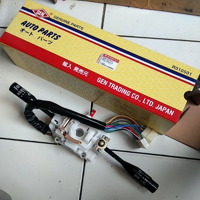 Jual SAKLAR LAMPU SEIN SEN WIPER COLT T120SS SS CARBURATOR | Shopee ...