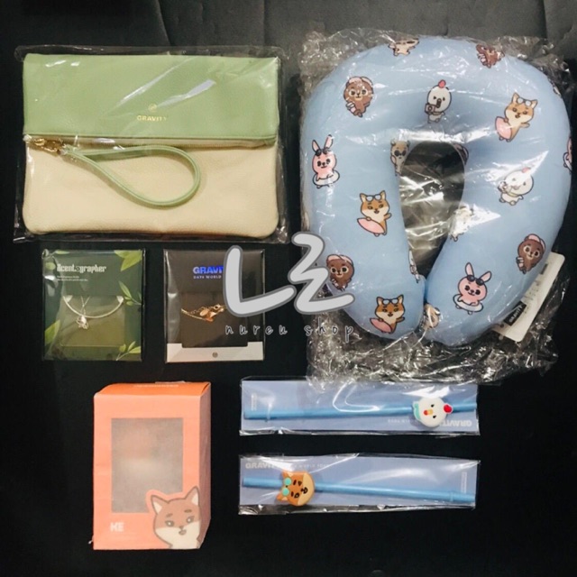 Jual DAY6 - SCENTOGRAPHER & GRAVITY World Tour Official Goods (Doll ...