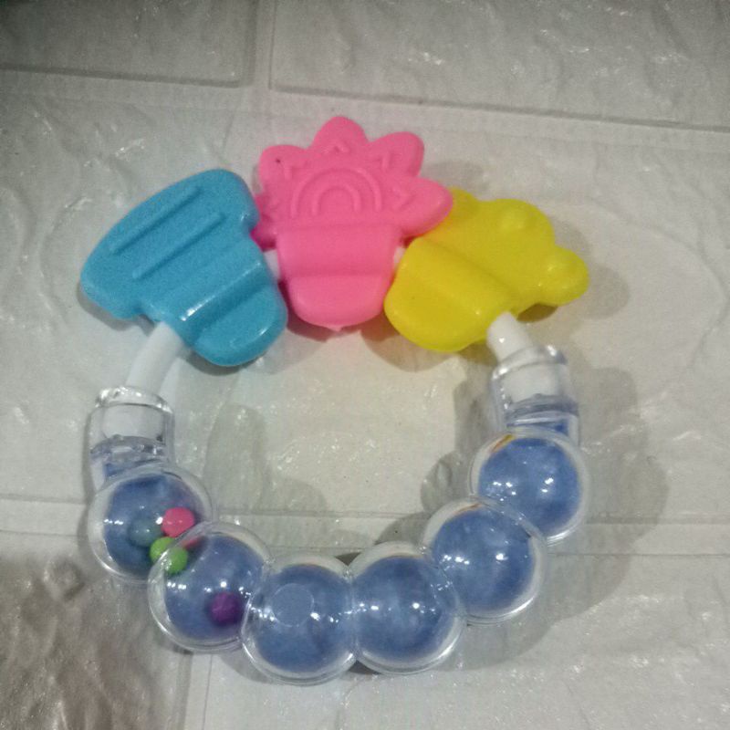 Jual LYSASHOP - GIGITAN BAYI MAINAN TEETHER BANANA ANGGUR STRAWBERRY ...