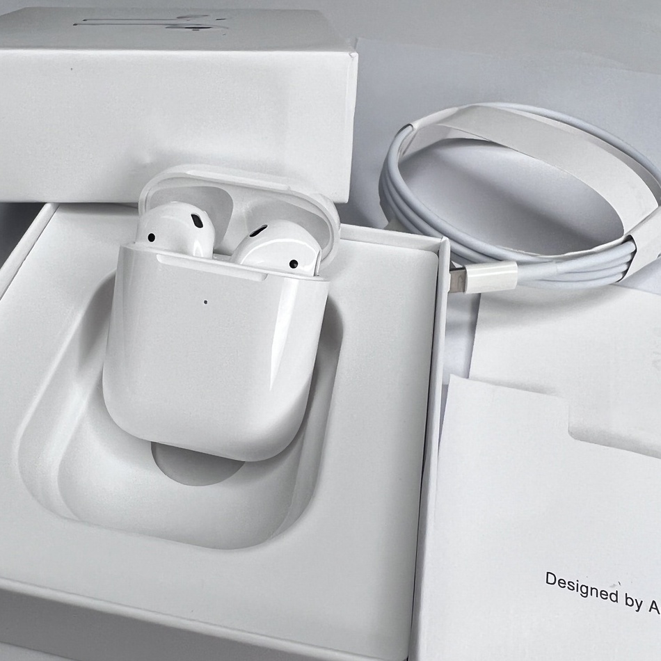 Jual OEM TWS Pods Gen 2 Wireless Charging Lengkap Box Beserta Isinya ...