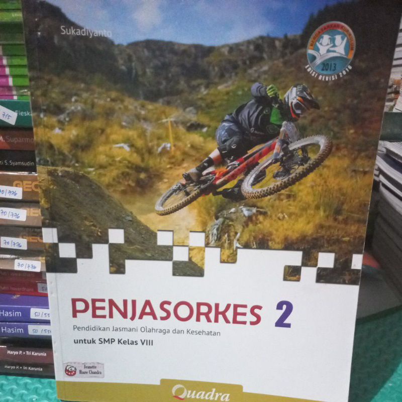 Jual BUKU BEKAS PENJASORKES SMP Kelas 1/2/3 k2013 edisi revisi 2016 quadra | Shopee Indonesia