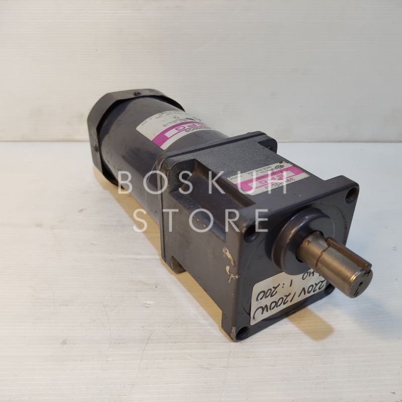 Jual SPG MOTOR GEARBOX 380V AC 3PHASE 200W 1:200 8RPM DINAMO MOTOR 3 ...
