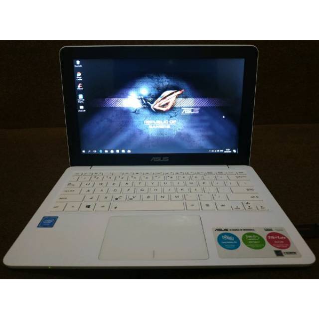 Jual Notebook Asus E202S white - Windows 10 Original | Shopee Indonesia