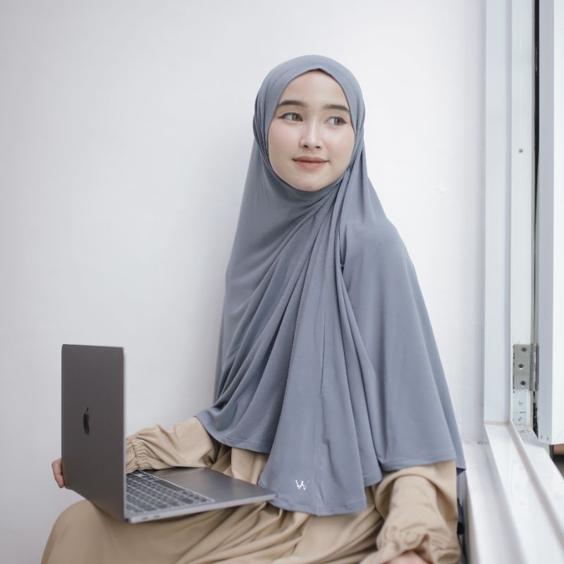 Jual EXCLUSIVE SOFIA HIJAB | Wmcom | Hijab instan daily | Hijab jersey premium | Hijab rumahan ...