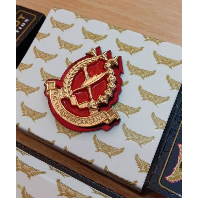 Jual Pin Lencana KEJAKSAAN TU (paku) | Shopee Indonesia