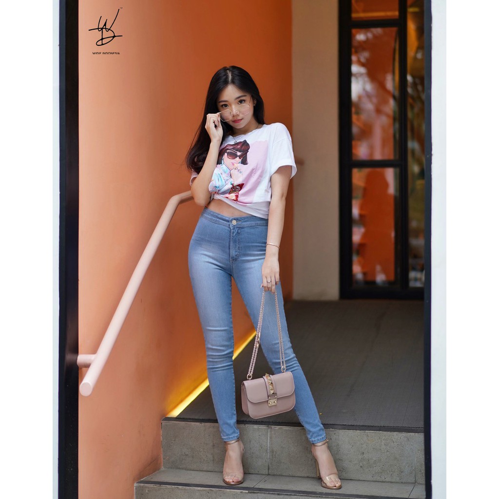 Jual HIGHWAIST LIGHTBLUE SPRAY WIDIE SUPER JEANS (SLIM-FIT) X THEA ...