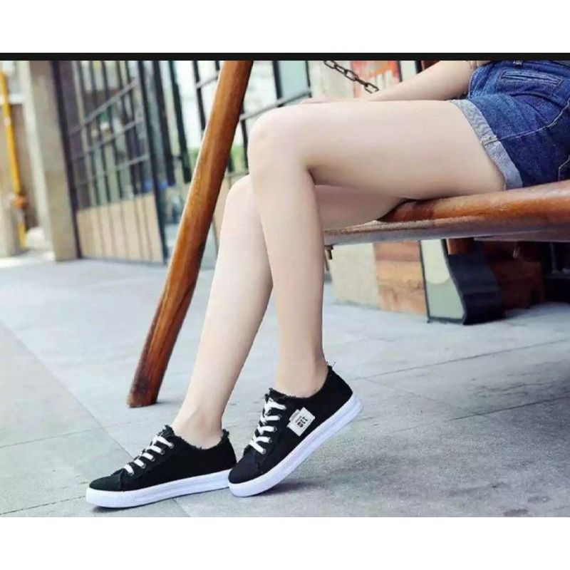 Jual Sepatu Kets Denim DC, Premium sepatu sneakers wanita kasual terbar ...