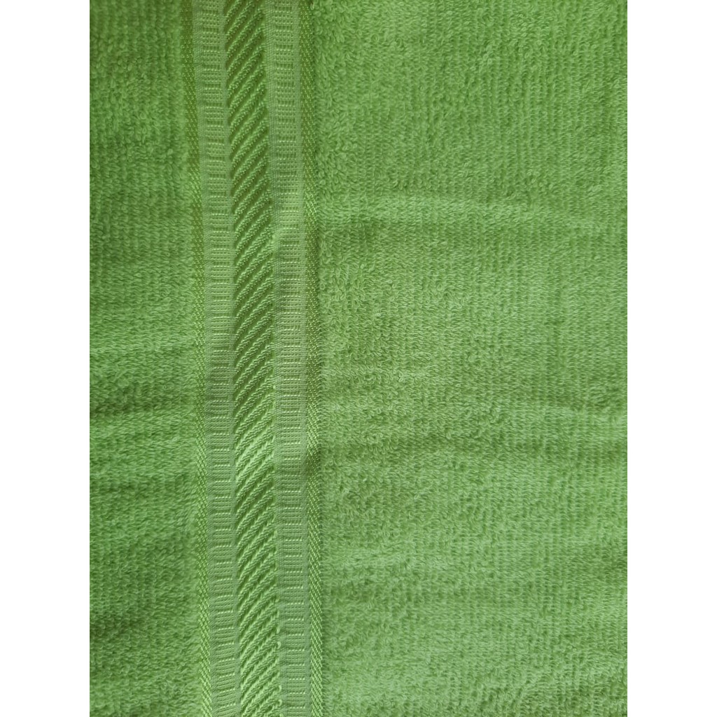 Jual HANDUK POLOS MERK MERAH PUTIH 60x120 dan 70x135 | Shopee Indonesia