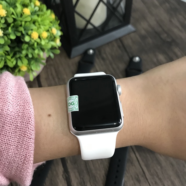 Jual IWATCH Second Resmi Ex international Fullset | Shopee Indonesia