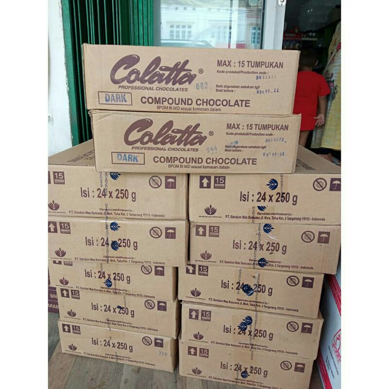 Jual Colatta Compound Dark 250gr (1 dus isi 24pcs) | Shopee Indonesia