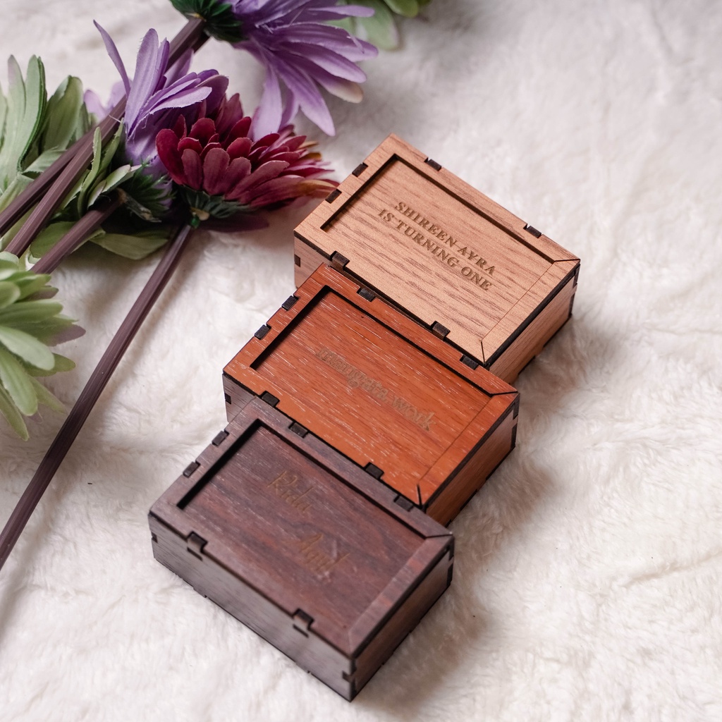 Jual Wooden Flashdisk Box Kotak Kayu KOTAK SAJA | Shopee Indonesia