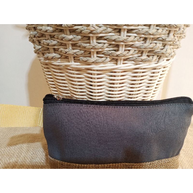 Jual POUCH KOMBINASI KANVAS BAGOR POLOS SEDANG | Shopee Indonesia