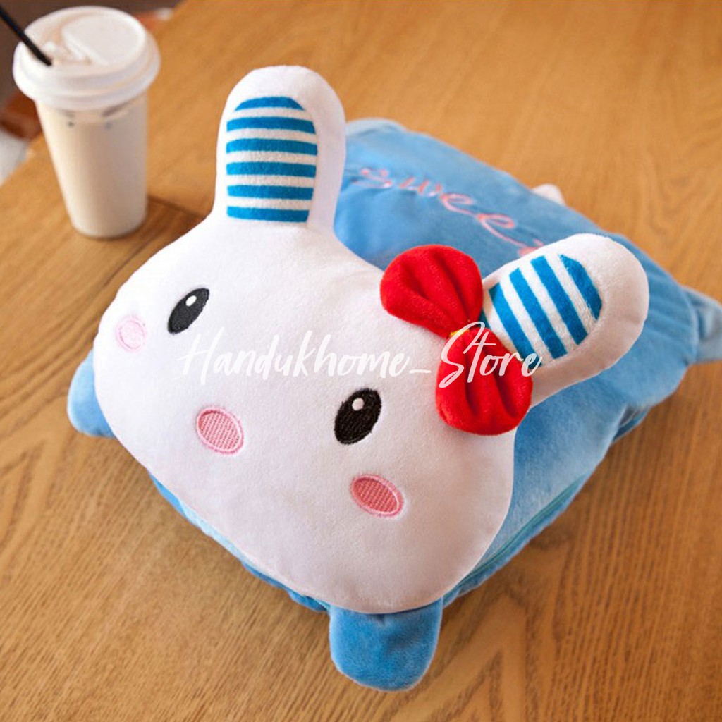 Jual Bantal Selimut / Balmut Karakter Kartun Doraemon / Pikachu ...