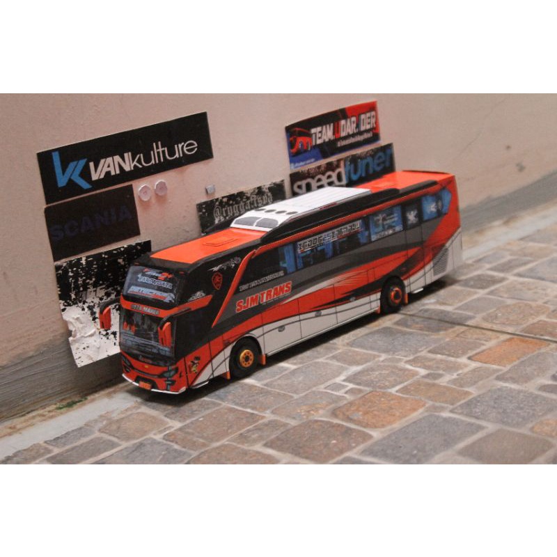 Jual PAPERCRAFT BUS SKALA 1:50 SJM DETECTIVE CONAN | Shopee Indonesia