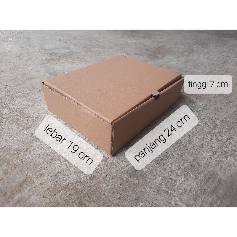 Jual kardus custom kostum kemasan rapi ukuran panjang 24 cm lebar 19 cm ...