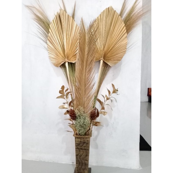 Jual Paket Bunga Kering+Vas Kayu Motif+Daun Palem Kering/Bunga Kering ...