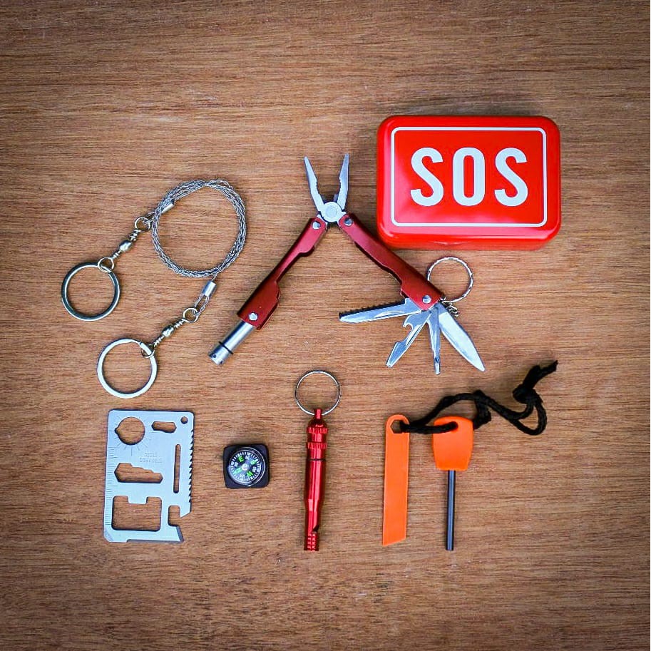 Jual Survival kit emergency sos - kompas - pematik api - gergaji ...