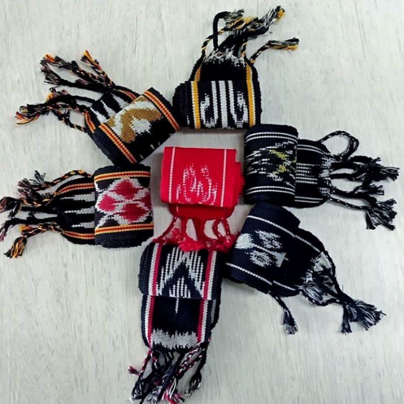 Jual Ikat Kepala Gunung Outdoor Tenun Rajut Motif Kalimantan Papua ...