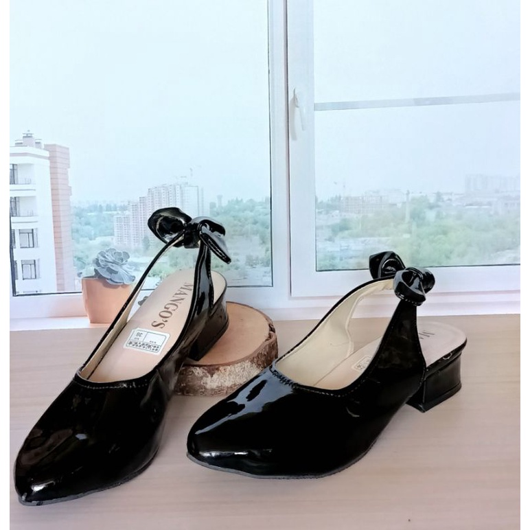 Jual Hello - Sandal wanita hells 3cm PREMIUM Sepatu hak Hitam glossy ...