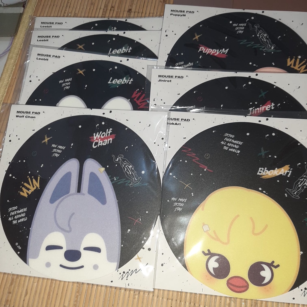 Jual mouse pad skzoo the victory wolfchan leebit jiniret bookari puppym ...