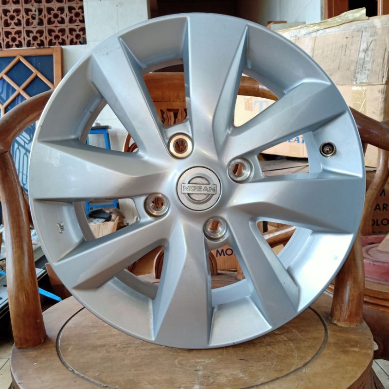 Jual Velg Mobil Nissan Grand Livina R15, Lubang PCD 4\ 114 (original ...