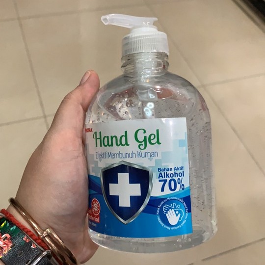 Jual FIONA HAND GEL SANITIZER 500ml | Shopee Indonesia