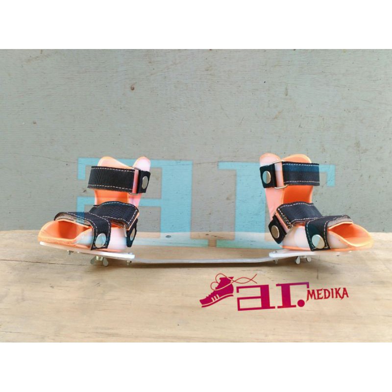Jual Sepatu Bayi Dennis Brown Splint untuk koreksi CTEV / Club Foot ...