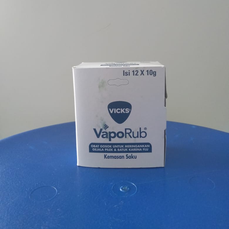 Jual Balsem Vicks Vaporub 10 Gr (1 Box = 12 pcs) | Shopee Indonesia