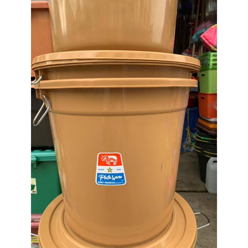 Jual KOMET STAR - Ember Plastik 30-40-50-60 Liter / Ember Plastik Dengan Tutup / Ember Plastik ...